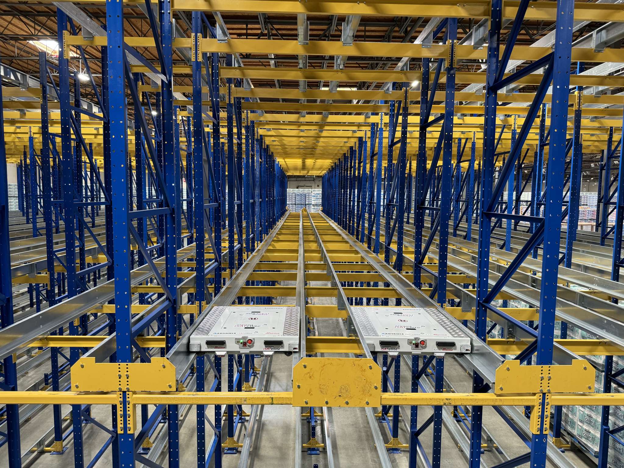 Advance ISATellite Pallet Shuttle Built by Cassioli - Advance Storage ...